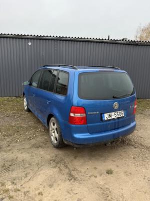 Zils Volkswagen Touran 2004 Rīga, ar dzinēja tilpumu 1.60 L un nobraukumu 311 tūkst. km par 800 €, foto 8 vietnē AUTOMOTO.COM.LV