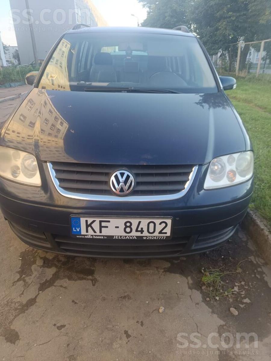 Zils Volkswagen Touran 2004 Rīga, ar dzinēja tilpumu 1.90 L un nobraukumu 365 tūkst. km par 750 €, foto 5 vietnē AUTOMOTO.COM.LV