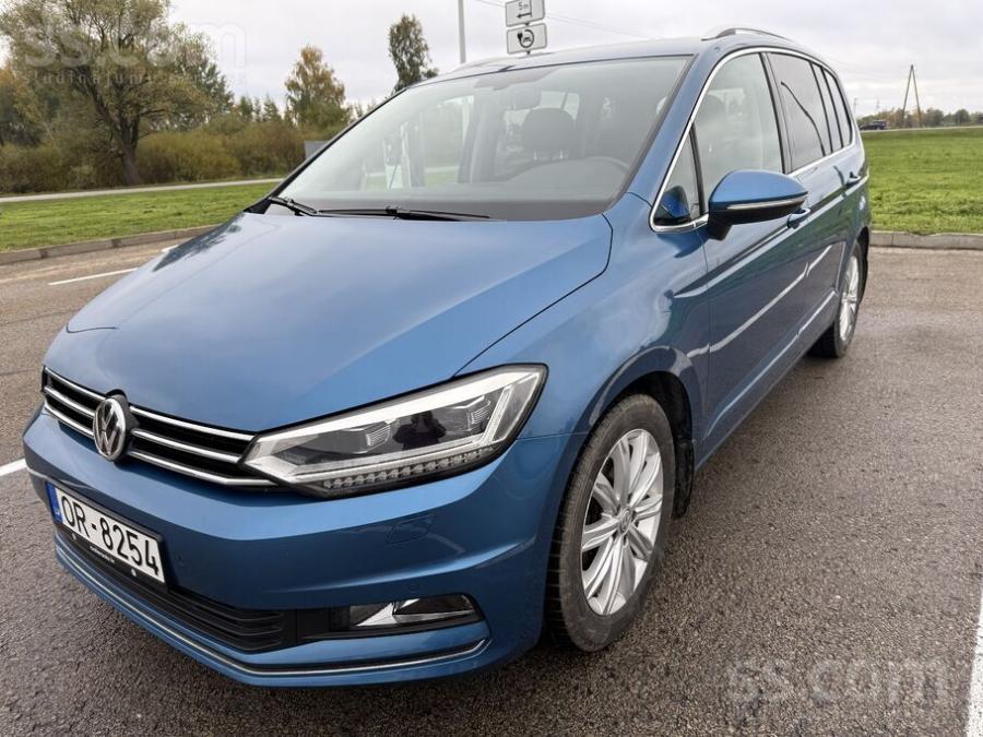 Zils Volkswagen Touran 2016 Jelgava, ar dzinēja tilpumu 2.00 L un nobraukumu 238 tūkst. km par 10550 €, foto 3 vietnē AUTOMOTO.COM.LV