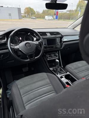 Zils Volkswagen Touran 2016 Jelgava, ar dzinēja tilpumu 2.00 L un nobraukumu 238 tūkst. km par 10550 €, foto 10 vietnē AUTOMOTO.COM.LV