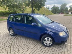 Blue Volkswagen Touran 2003 in Rezekne, with an engine capacity of 1.90 L and mileage of 0 thousand km for 1650 €, photo 5 on AUTOMOTO.COM.LV