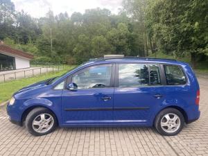 Blue Volkswagen Touran 2003 in Rezekne, with an engine capacity of 1.90 L and mileage of 0 thousand km for 1650 €, photo 10 on AUTOMOTO.COM.LV