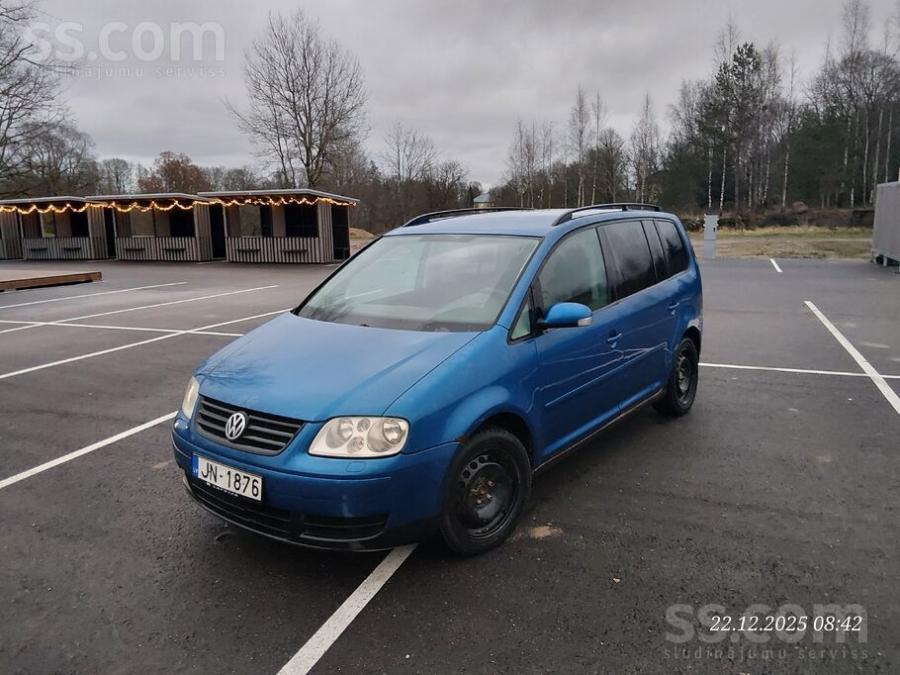 Zils Volkswagen Touran 2003 Aizkraukle, ar dzinēja tilpumu 1.90 L un nobraukumu 315 tūkst. km par 1600 €, foto 1 vietnē AUTOMOTO.COM.LV