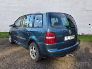 Синий Фольксваген Туран 2003 в Елгава, объемом двигателя 1.90 л и пробегом 0 тыс. км за 1490 €, фото 3 на AUTOMOTO.COM.LV