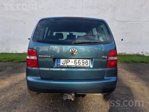 Синий Фольксваген Туран 2003 в Елгава, объемом двигателя 1.90 л и пробегом 0 тыс. км за 1490 €, фото 7 на AUTOMOTO.COM.LV