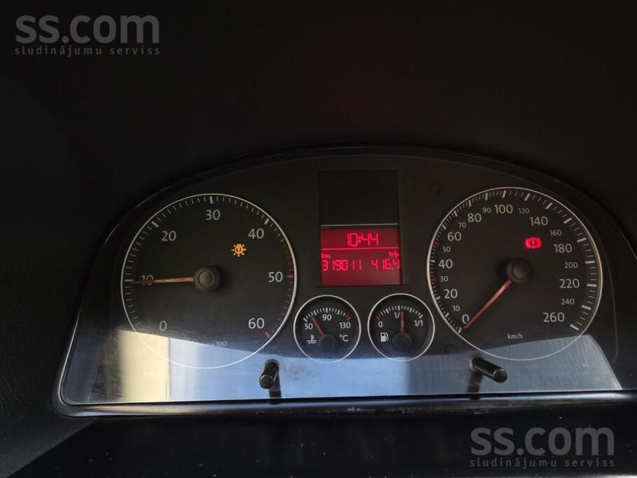 Синий Фольксваген Туран 2003 в Елгава, объемом двигателя 1.90 л и пробегом 0 тыс. км за 1490 €, фото 21 на AUTOMOTO.COM.LV