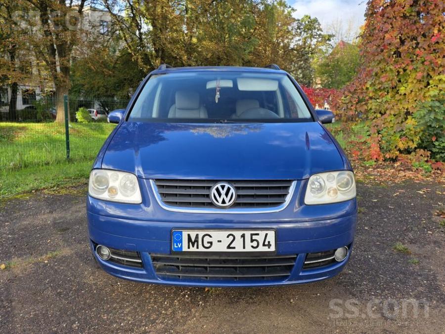 Zils Volkswagen Touran 2003 Jelgava, ar dzinēja tilpumu 2.00 L un nobraukumu 0 tūkst. km par 1490 €, foto 6 vietnē AUTOMOTO.COM.LV