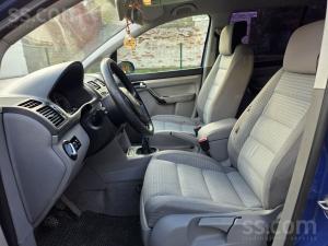 Zils Volkswagen Touran 2003 Jelgava, ar dzinēja tilpumu 2.00 L un nobraukumu 0 tūkst. km par 1490 €, foto 10 vietnē AUTOMOTO.COM.LV