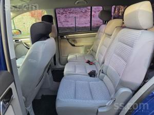 Zils Volkswagen Touran 2003 Jelgava, ar dzinēja tilpumu 2.00 L un nobraukumu 0 tūkst. km par 1490 €, foto 11 vietnē AUTOMOTO.COM.LV