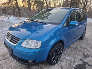 Blue Volkswagen Touran 2004 in Utena, with an engine capacity of 1.90 L and mileage of 280 thousand km for 2100 €, photo  on AUTOMOTO.COM.LV