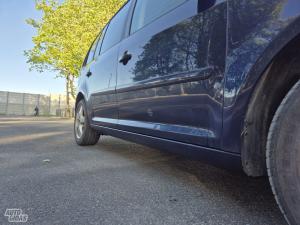 Zils Volkswagen Touran 2004 Kauņa, ar dzinēja tilpumu 2.00 L un nobraukumu 336 tūkst. km par 1550 €, foto 6 vietnē AUTOMOTO.COM.LV