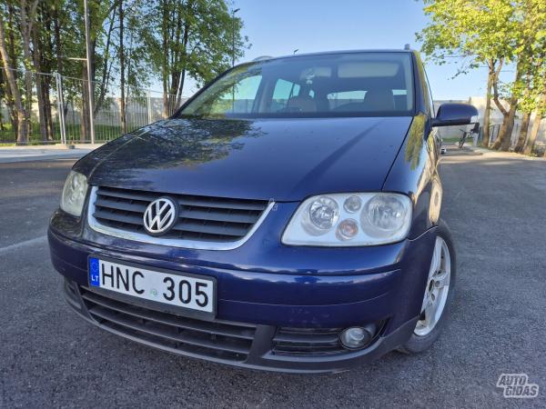 Zils Volkswagen Touran 2004 Kauņa, ar dzinēja tilpumu 2.00 L un nobraukumu 336 tūkst. km par 1550 €, foto 9 vietnē AUTOMOTO.COM.LV