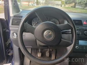 Zils Volkswagen Touran 2004 Liepāja, ar dzinēja tilpumu 1.90 L un nobraukumu 183 tūkst. km par 2950 €, foto 14 vietnē AUTOMOTO.COM.LV