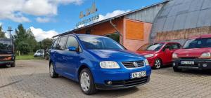 Blue Volkswagen Touran 2004 in Valmiera, with an engine capacity of 1.60 L and mileage of 227 thousand km for 1600 €, photo  on AUTOMOTO.COM.LV