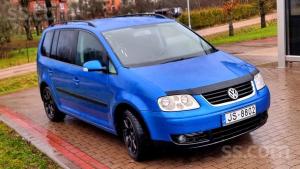 Blue Volkswagen Touran 2004 in Cesis, with an engine capacity of 1.90 L and mileage of 430 thousand km for 2200 €, photo  on AUTOMOTO.COM.LV