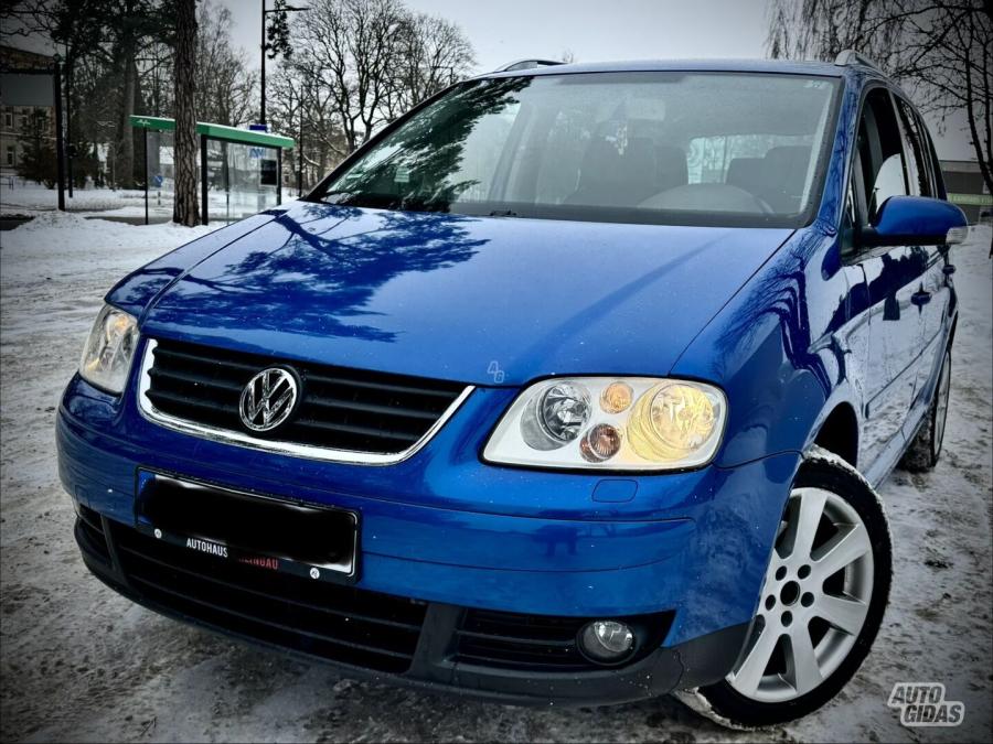 Zils Volkswagen Touran 2005 Alīta, ar dzinēja tilpumu 2.00 L un nobraukumu 291 tūkst. km par 3399 €, foto 27 vietnē AUTOMOTO.COM.LV