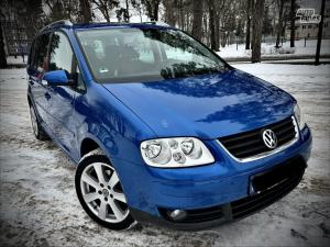 Zils Volkswagen Touran 2005 Alīta, ar dzinēja tilpumu 2.00 L un nobraukumu 291 tūkst. km par 3399 €, foto 35 vietnē AUTOMOTO.COM.LV