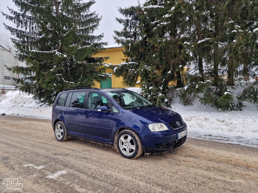 Blue Volkswagen Touran 2005 in Vilnius, with an engine capacity of 1.90 L and mileage of 33 thousand km for 1550 €, photo 1 on AUTOMOTO.COM.LV