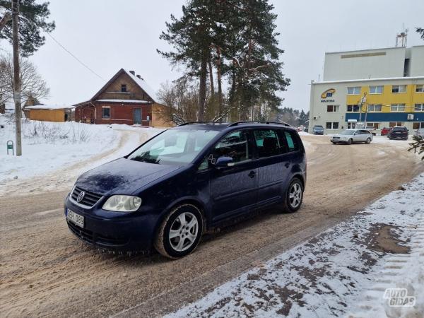 Blue Volkswagen Touran 2005 in Vilnius, with an engine capacity of 1.90 L and mileage of 33 thousand km for 1550 €, photo 2 on AUTOMOTO.COM.LV