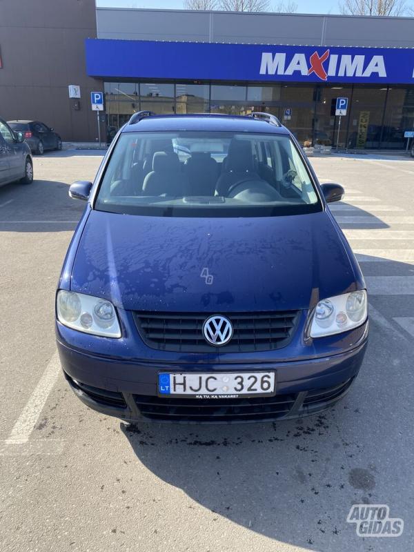 Blue Volkswagen Touran 2005 in Vilnius, with an engine capacity of 1.90 L and mileage of 330 thousand km for 1500 €, photo 3 on AUTOMOTO.COM.LV