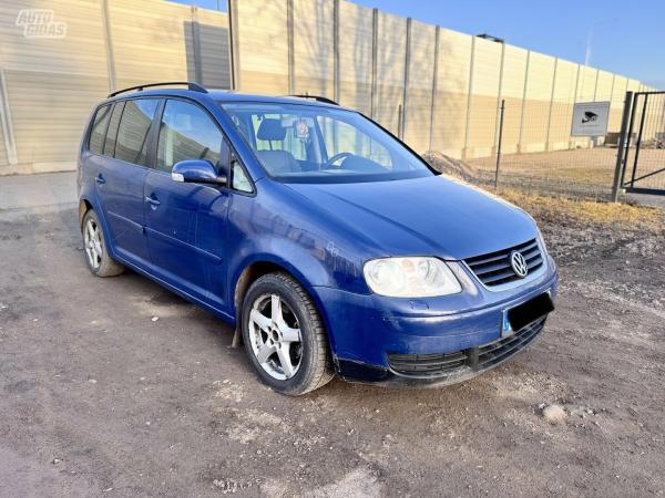 Zils Volkswagen Touran 2005 Kauņa, ar dzinēja tilpumu 2.00 L un nobraukumu 381 tūkst. km par 750 €, foto 2 vietnē AUTOMOTO.COM.LV