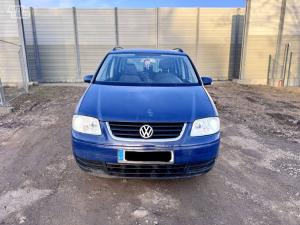 Zils Volkswagen Touran 2005 Kauņa, ar dzinēja tilpumu 2.00 L un nobraukumu 381 tūkst. km par 750 €, foto 6 vietnē AUTOMOTO.COM.LV