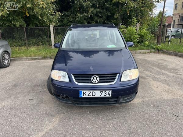 Zils Volkswagen Touran 2005 Šauļi, ar dzinēja tilpumu 2.00 L un nobraukumu 0 tūkst. km par 749 €, foto 3 vietnē AUTOMOTO.COM.LV