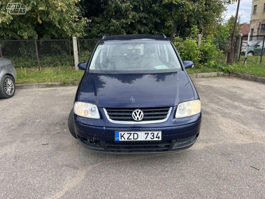 Zils Volkswagen Touran 2005 Šauļi, ar dzinēja tilpumu 2.00 L un nobraukumu 0 tūkst. km par 749 €, foto 4 vietnē AUTOMOTO.COM.LV