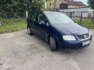 Zils Volkswagen Touran 2005 Šauļi, ar dzinēja tilpumu 2.00 L un nobraukumu 0 tūkst. km par 749 €, foto 5 vietnē AUTOMOTO.COM.LV
