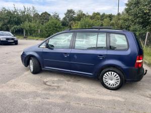 Zils Volkswagen Touran 2005 Šauļi, ar dzinēja tilpumu 2.00 L un nobraukumu 0 tūkst. km par 749 €, foto 9 vietnē AUTOMOTO.COM.LV