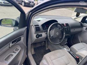 Zils Volkswagen Touran 2005 Šauļi, ar dzinēja tilpumu 2.00 L un nobraukumu 0 tūkst. km par 749 €, foto 12 vietnē AUTOMOTO.COM.LV