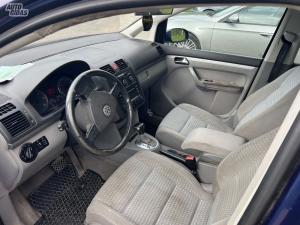 Zils Volkswagen Touran 2005 Šauļi, ar dzinēja tilpumu 2.00 L un nobraukumu 0 tūkst. km par 749 €, foto 13 vietnē AUTOMOTO.COM.LV