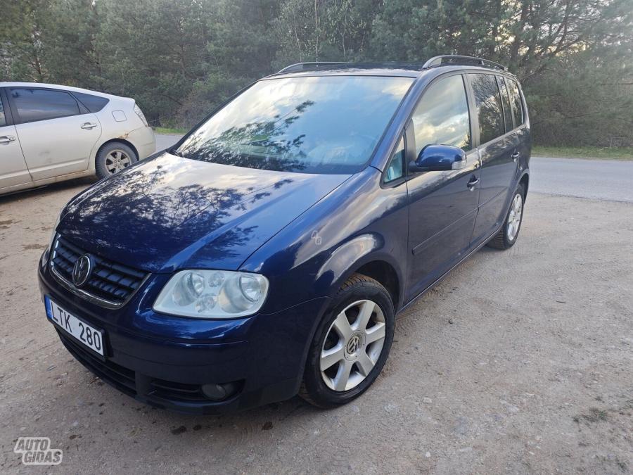 Blue Volkswagen Touran 2006 in Vilnius, with an engine capacity of 1.90 L and mileage of 340 thousand km for 2200 €, photo 1 on AUTOMOTO.COM.LV