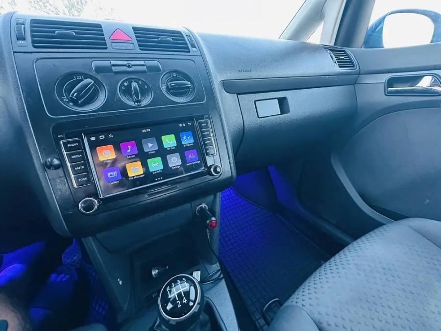 Zils Volkswagen Touran 2006 Rīga, ar dzinēja tilpumu 1.60 L un nobraukumu 288 tūkst. km par 2250 €, foto 15 vietnē AUTOMOTO.COM.LV