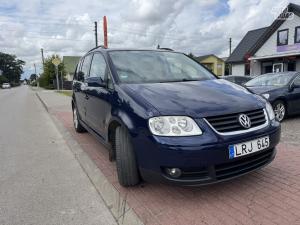 Zils Volkswagen Touran 2006 Kauņa, ar dzinēja tilpumu 1.90 L un nobraukumu 388 tūkst. km par 750 €, foto 3 vietnē AUTOMOTO.COM.LV