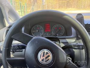 Blue Volkswagen Touran 2006 in Limbazi, with an engine capacity of 2.00 L and mileage of 394 thousand km for 500 €, photo 9 on AUTOMOTO.COM.LV