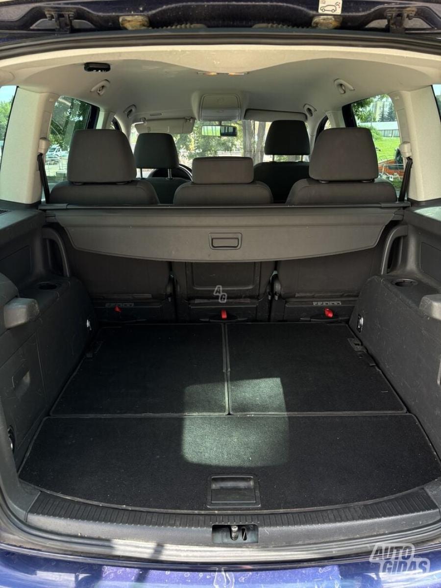 Zils Volkswagen Touran 2006 Kauņa, ar dzinēja tilpumu 1.90 L un nobraukumu 298 tūkst. km par 2200 €, foto 15 vietnē AUTOMOTO.COM.LV