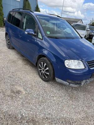Zils Volkswagen Touran 2006 Jurbarkas, ar dzinēja tilpumu 1.60 L un nobraukumu 280 tūkst. km par 1999 €, foto 3 vietnē AUTOMOTO.COM.LV