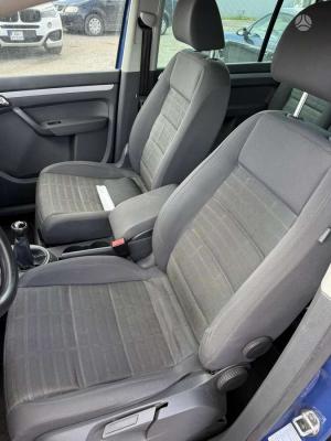 Zils Volkswagen Touran 2006 Jurbarkas, ar dzinēja tilpumu 1.60 L un nobraukumu 280 tūkst. km par 1999 €, foto 10 vietnē AUTOMOTO.COM.LV