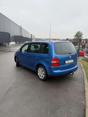 Zils Volkswagen Touran 2007 Kauņa, ar dzinēja tilpumu 1.97 L un nobraukumu 340 tūkst. km par 1700 €, foto 3 vietnē AUTOMOTO.COM.LV