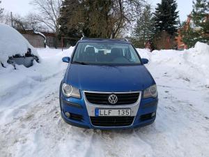 Blue Volkswagen Touran 2007 in Panevezys, with an engine capacity of 2.00 L and mileage of 345 thousand km for 2700 €, photo  on AUTOMOTO.COM.LV