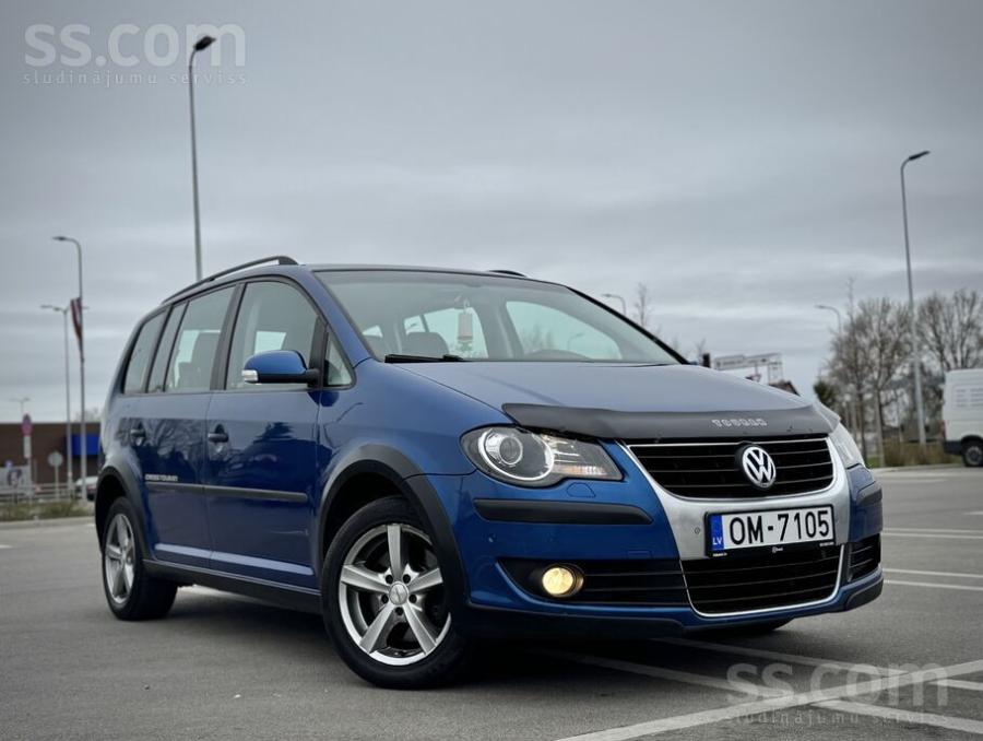 Zils Volkswagen Touran 2007 Jelgava, ar dzinēja tilpumu 2.00 L un nobraukumu 0 tūkst. km par 4899 €, foto 1 vietnē AUTOMOTO.COM.LV