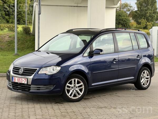 Zils Volkswagen Touran 2008 Rēzekne, ar dzinēja tilpumu 1.40 L un nobraukumu 307 tūkst. km par 4690 €, foto 3 vietnē AUTOMOTO.COM.LV