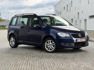 Blue Volkswagen Touran 2008 in Rezekne, with an engine capacity of 1.40 L and mileage of 307 thousand km for 4690 €, photo 4 on AUTOMOTO.COM.LV