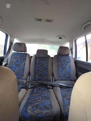 Zils Volkswagen Touran 2009 Viļņa, ar dzinēja tilpumu 1.90 L un nobraukumu 280 tūkst. km par 3200 €, foto 14 vietnē AUTOMOTO.COM.LV