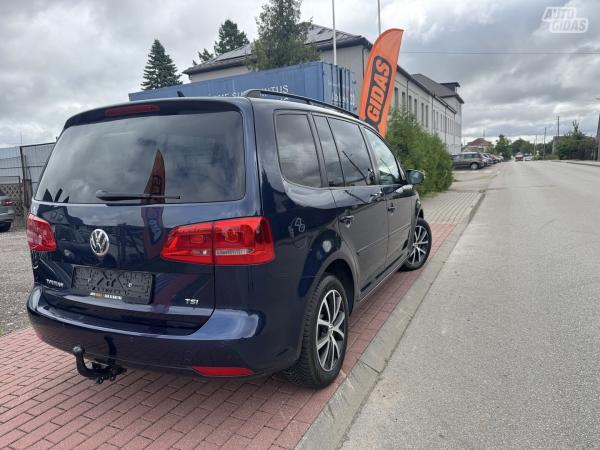 Zils Volkswagen Touran 2010 Kauņa, ar dzinēja tilpumu 1.40 L un nobraukumu 213 tūkst. km par 4499 €, foto 3 vietnē AUTOMOTO.COM.LV