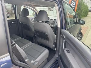 Blue Volkswagen Touran 2010 in Kaunas, with an engine capacity of 1.40 L and mileage of 213 thousand km for 4499 €, photo 10 on AUTOMOTO.COM.LV