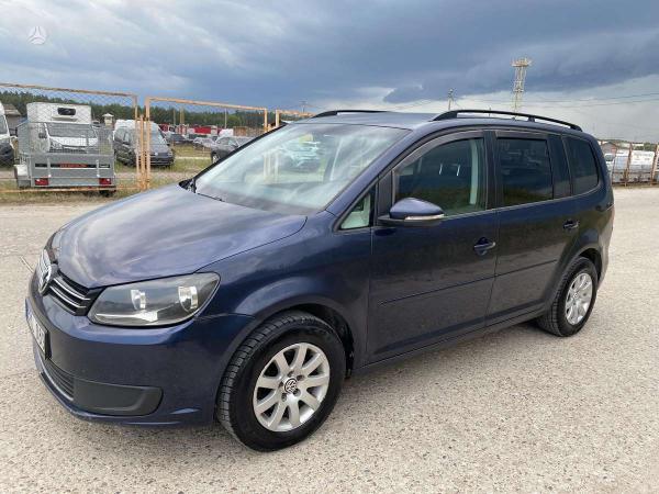 Blue Volkswagen Touran 2010 in Vilnius, with an engine capacity of 1.60 L and mileage of 662 thousand km for 1850 €, photo 2 on AUTOMOTO.COM.LV