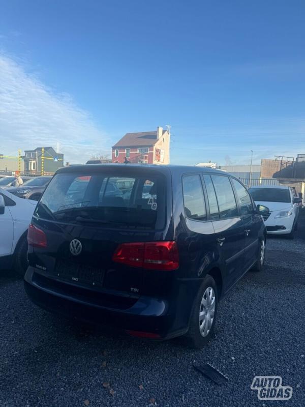 Zils Volkswagen Touran 2011 Kauņa, ar dzinēja tilpumu 1.40 L un nobraukumu 220 tūkst. km par 3700 €, foto 4 vietnē AUTOMOTO.COM.LV