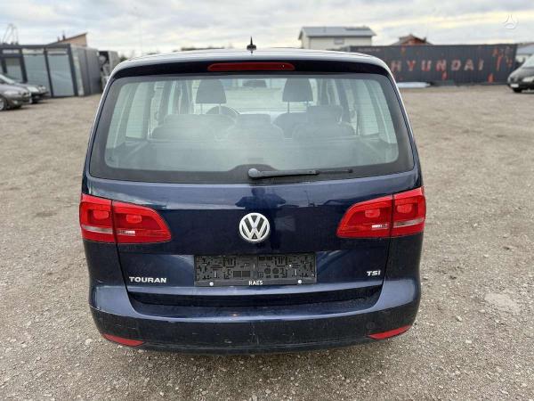 Zils Volkswagen Touran 2011 Kauņa, ar dzinēja tilpumu 1.40 L un nobraukumu 221 tūkst. km par 4150 €, foto 4 vietnē AUTOMOTO.COM.LV